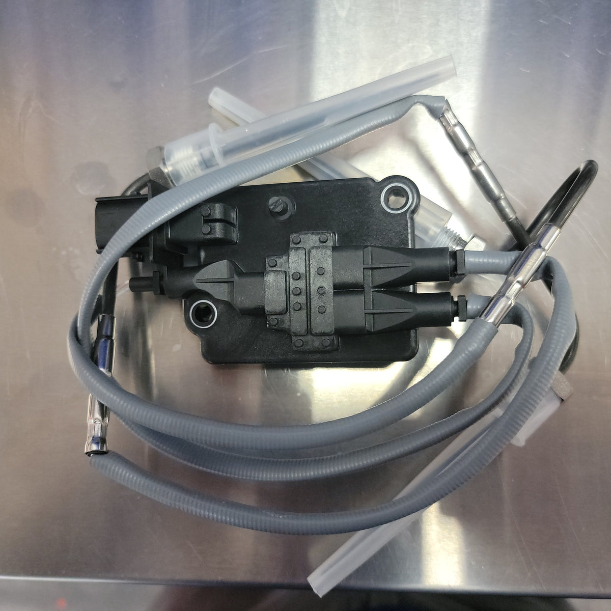 ATP 4384812 Cummins Temperature Sensor